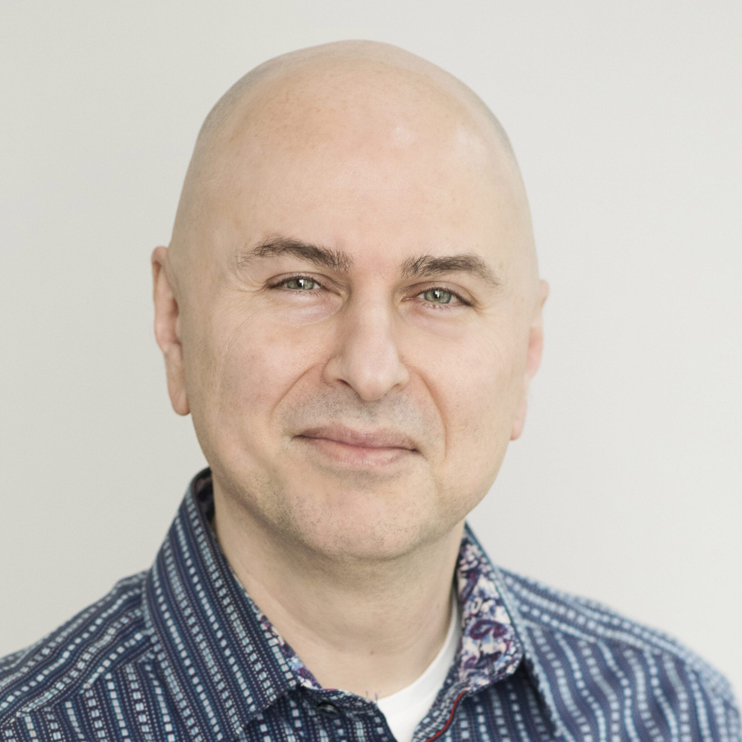 Oleg Gorelik - Heroic Hearts Project
